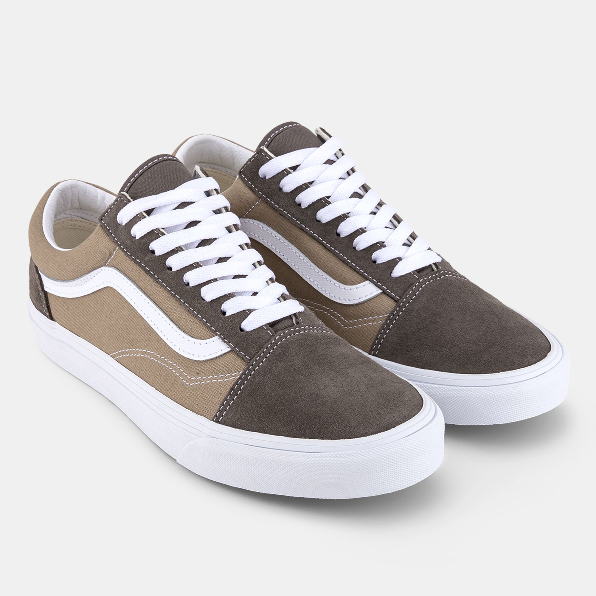Retro Unisex Sneakers: Classic Old Skool Style for Men and Women ...