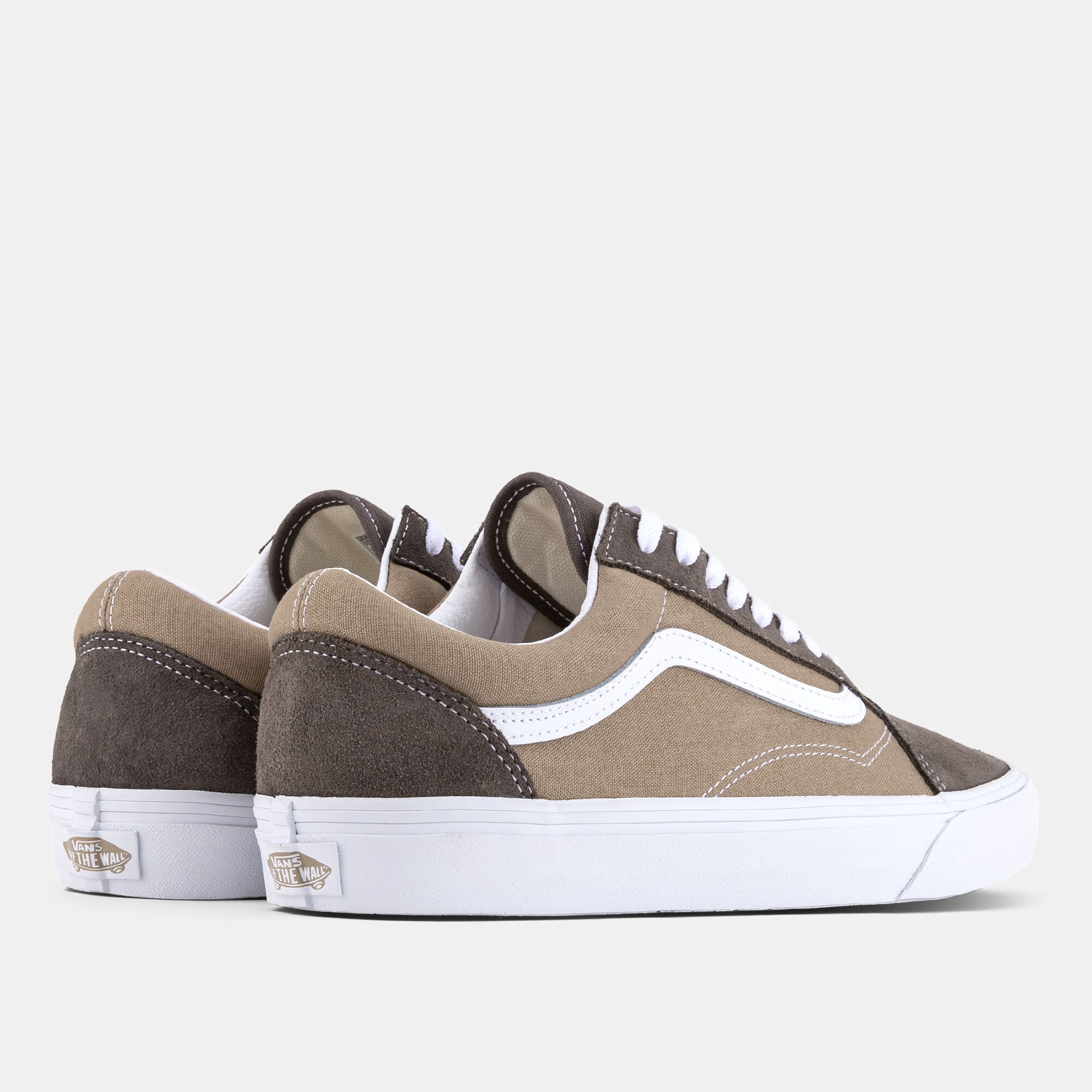 Retro Unisex Sneakers: Classic Old Skool Style for Men and Women ...